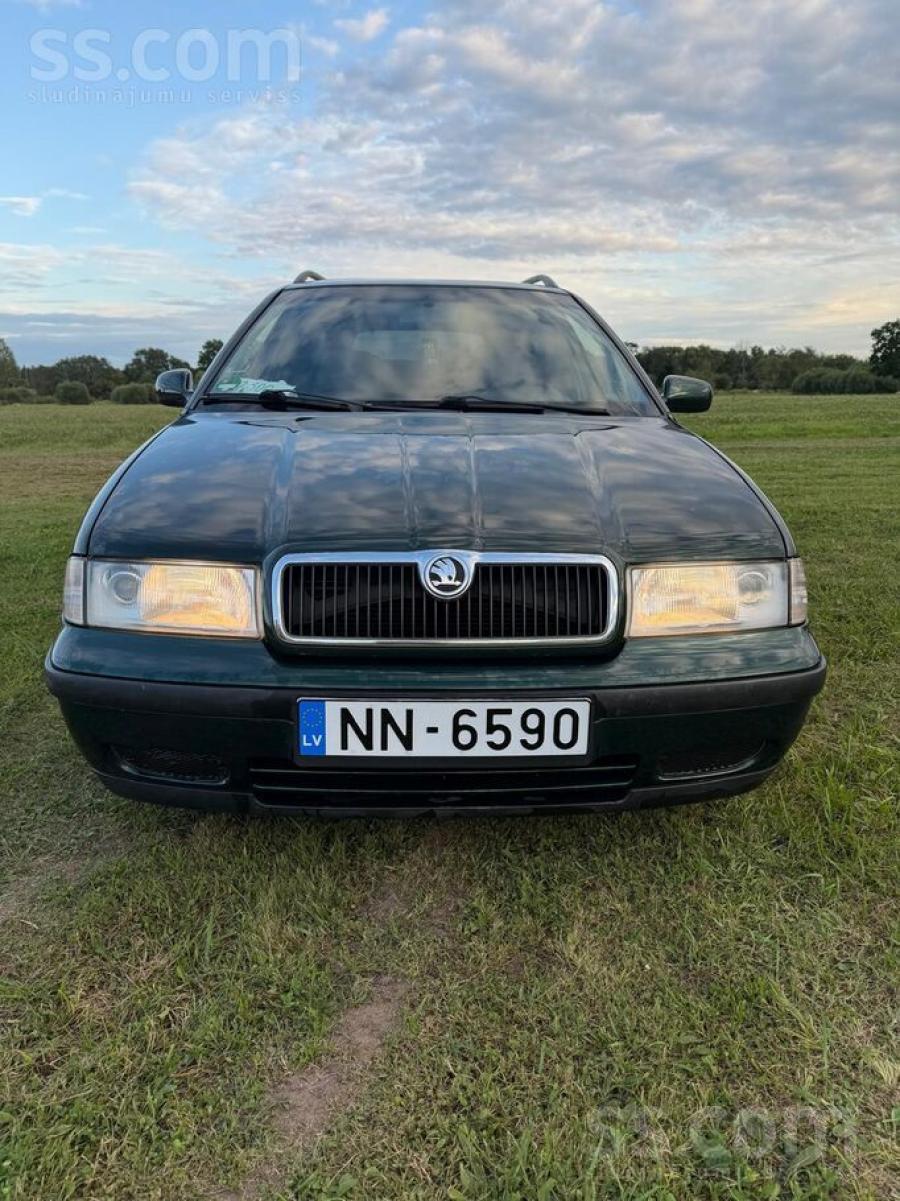 Green Skoda Octavia 2000 in Riga, with an engine capacity of 2.00 L and mileage of 230 thousand km for 2600 €, photo 18 on AUTOMOTO.COM.LV