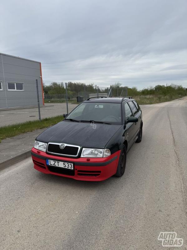 Zaļš Skoda Octavia 2004 Panevēža, ar dzinēja tilpumu 1.90 L un nobraukumu 299 tūkst. km par 1400 €, foto 1 vietnē AUTOMOTO.COM.LV