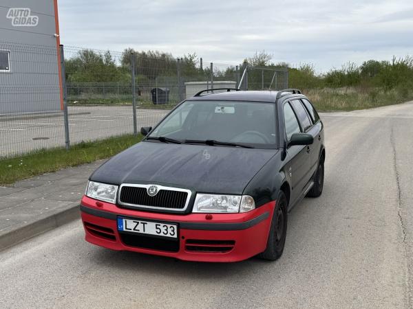 Zaļš Skoda Octavia 2004 Panevēža, ar dzinēja tilpumu 1.90 L un nobraukumu 299 tūkst. km par 1400 €, foto 2 vietnē AUTOMOTO.COM.LV