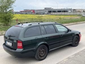 Зеленый Шкода Октавия 2004 в Паневежис, объемом двигателя 1.90 л и пробегом 299 тыс. км за 1400 €, фото 7 на AUTOMOTO.COM.LV