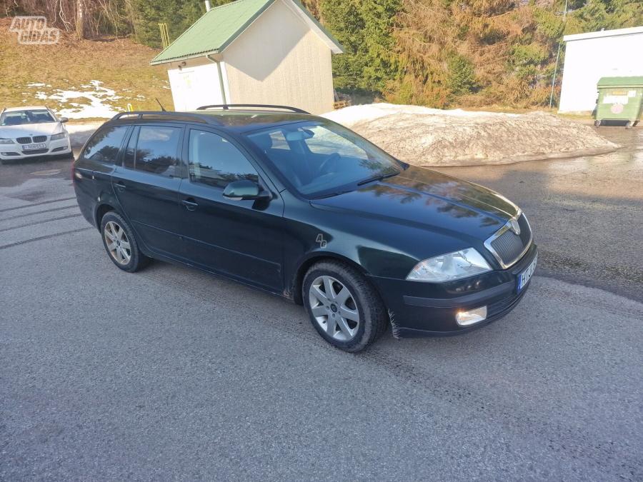 Zaļš Skoda Octavia 2005 Anykščiai, ar dzinēja tilpumu 2.00 L un nobraukumu 379 tūkst. km par 1200 €, foto 2 vietnē AUTOMOTO.COM.LV