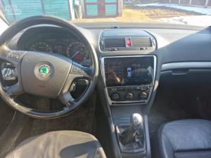 Zaļš Skoda Octavia 2005 Anykščiai, ar dzinēja tilpumu 2.00 L un nobraukumu 379 tūkst. km par 1200 €, foto 7 vietnē AUTOMOTO.COM.LV