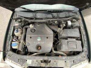 Zaļš Skoda Octavia 2005 Viļņa, ar dzinēja tilpumu 1.90 L un nobraukumu 303 tūkst. km par 960 €, foto 9 vietnē AUTOMOTO.COM.LV
