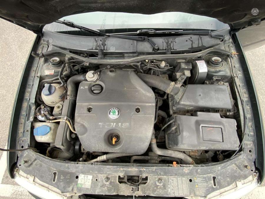 Zaļš Skoda Octavia 2005 Viļņa, ar dzinēja tilpumu 1.90 L un nobraukumu 303 tūkst. km par 960 €, foto 9 vietnē AUTOMOTO.COM.LV
