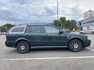 Zaļš Skoda Octavia 2005 Viļņa, ar dzinēja tilpumu 1.90 L un nobraukumu 303 tūkst. km par 960 €, foto 13 vietnē AUTOMOTO.COM.LV