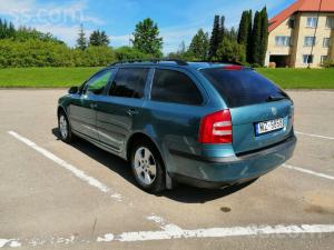 Zaļš Skoda Octavia 2006 Madona, ar dzinēja tilpumu 1.60 L un nobraukumu 174 tūkst. km par 2300 €, foto 4 vietnē AUTOMOTO.COM.LV