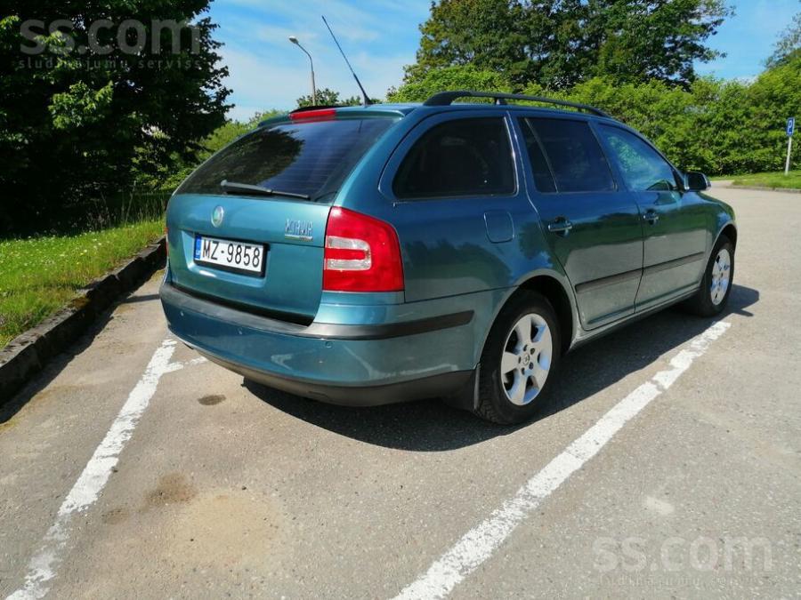 Zaļš Skoda Octavia 2006 Madona, ar dzinēja tilpumu 1.60 L un nobraukumu 174 tūkst. km par 2300 €, foto 6 vietnē AUTOMOTO.COM.LV