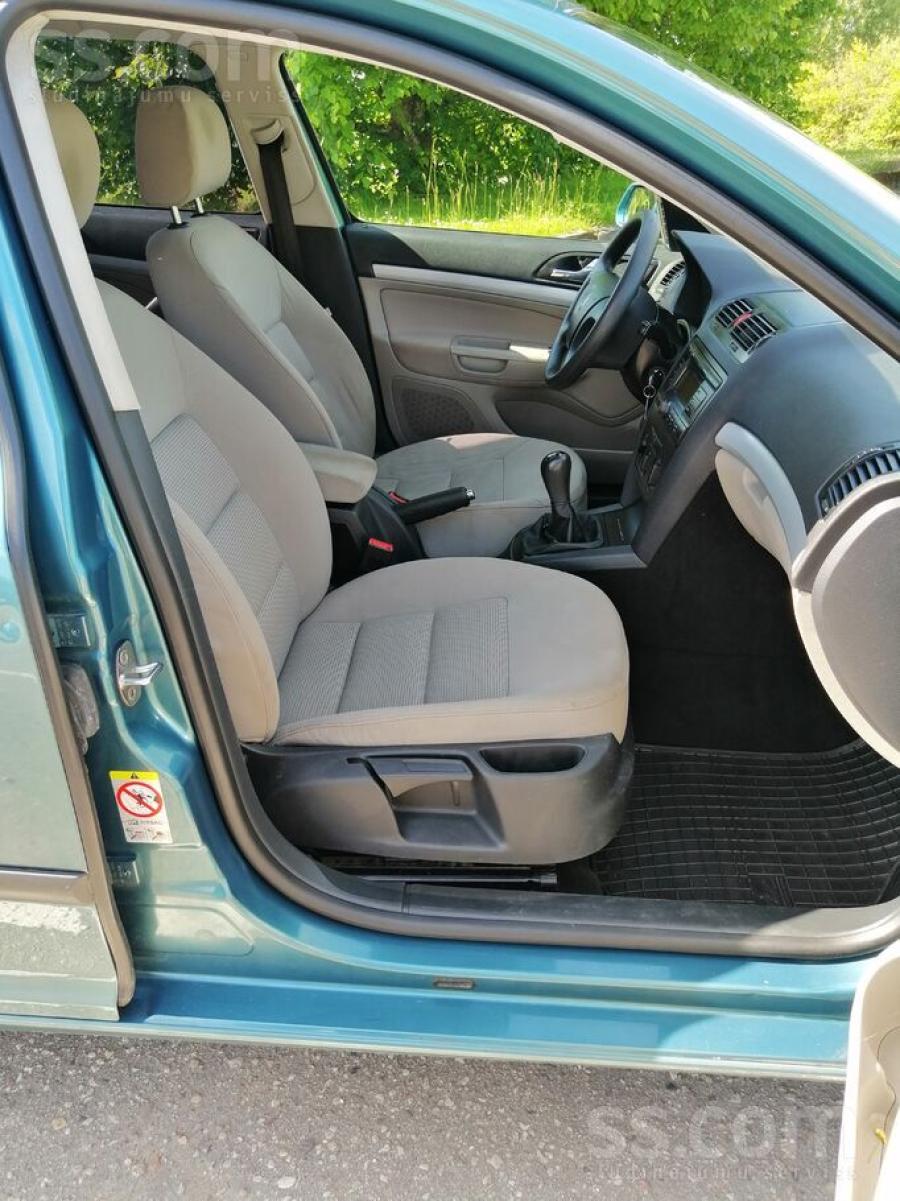 Zaļš Skoda Octavia 2006 Madona, ar dzinēja tilpumu 1.60 L un nobraukumu 174 tūkst. km par 2300 €, foto 9 vietnē AUTOMOTO.COM.LV