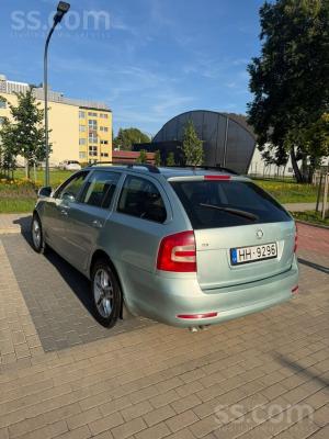 Зеленый Шкода Октавия 2009 в Кулдига, объемом двигателя 1.90 л и пробегом 0 тыс. км за 1950 €, фото 6 на AUTOMOTO.COM.LV