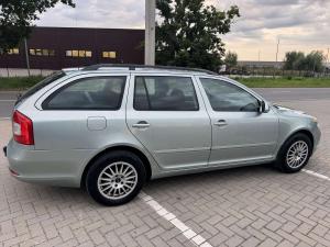 Зеленый Шкода Октавия 2009 в Каунас, объемом двигателя 1.90 л и пробегом 317 тыс. км за 2000 €, фото 5 на AUTOMOTO.COM.LV