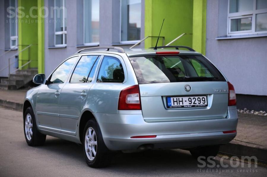 Green Skoda Octavia 2009 in Riga, with an engine capacity of 1.90 L and mileage of 173 thousand km for 2495 €, photo 6 on AUTOMOTO.COM.LV