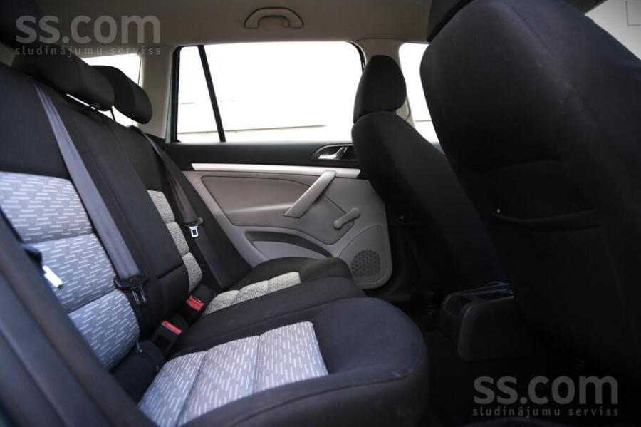 Green Skoda Octavia 2009 in Riga, with an engine capacity of 1.90 L and mileage of 173 thousand km for 2495 €, photo 17 on AUTOMOTO.COM.LV