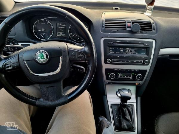Zaļš Skoda Octavia 2011 Kauņa, ar dzinēja tilpumu 1.80 L un nobraukumu 236 tūkst. km par 2999 €, foto 7 vietnē AUTOMOTO.COM.LV