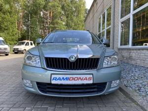 Green Skoda Octavia 2011 in Jonava, with an engine capacity of 1.20 L and mileage of 173 thousand km for 1500 €, photo 3 on AUTOMOTO.COM.LV