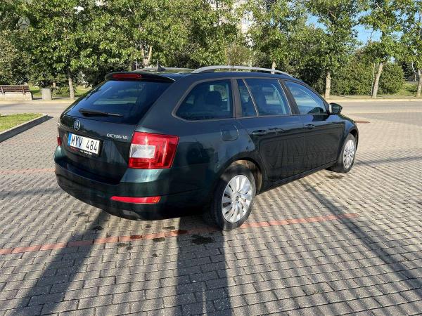 Зеленый Шкода Октавия 2015 в Ионава, объемом двигателя 1.97 л и пробегом 350 тыс. км за 5850 €, фото 6 на AUTOMOTO.COM.LV