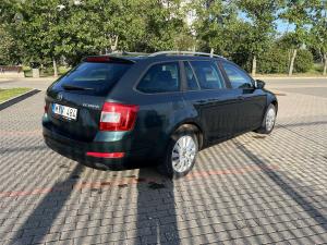 Green Skoda Octavia 2015 in Jonava, with an engine capacity of 1.97 L and mileage of 350 thousand km for 5850 €, photo 6 on AUTOMOTO.COM.LV