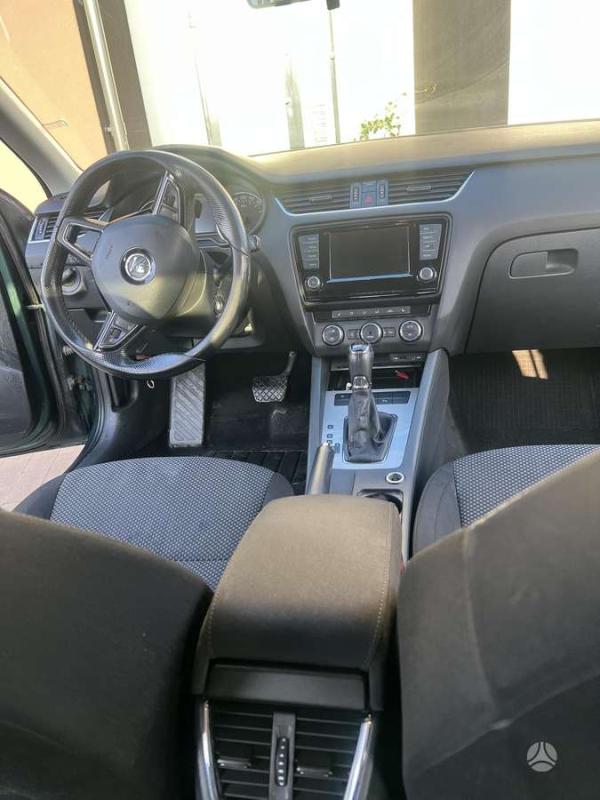 Зеленый Шкода Октавия 2015 в Ионава, объемом двигателя 1.97 л и пробегом 350 тыс. км за 5850 €, фото 10 на AUTOMOTO.COM.LV