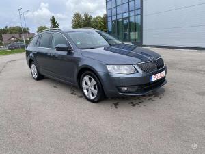 Green Skoda Octavia 2015 in Kretinga, with an engine capacity of 1.97 L and mileage of 321 thousand km for 6400 €, photo  on AUTOMOTO.COM.LV