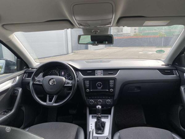 Zaļš Skoda Octavia 2015 Kretinga, ar dzinēja tilpumu 1.97 L un nobraukumu 321 tūkst. km par 6400 €, foto 10 vietnē AUTOMOTO.COM.LV