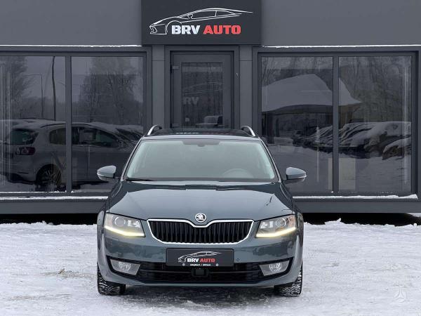 Green Skoda Octavia 2016 in Kedainiai, with an engine capacity of 1.60 L and mileage of 211 thousand km for 8250 €, photo 3 on AUTOMOTO.COM.LV