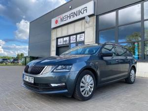 Green Skoda Octavia 2017 in Cesis, with an engine capacity of 2.00 L and mileage of 313 thousand km for 8899 €, photo  on AUTOMOTO.COM.LV