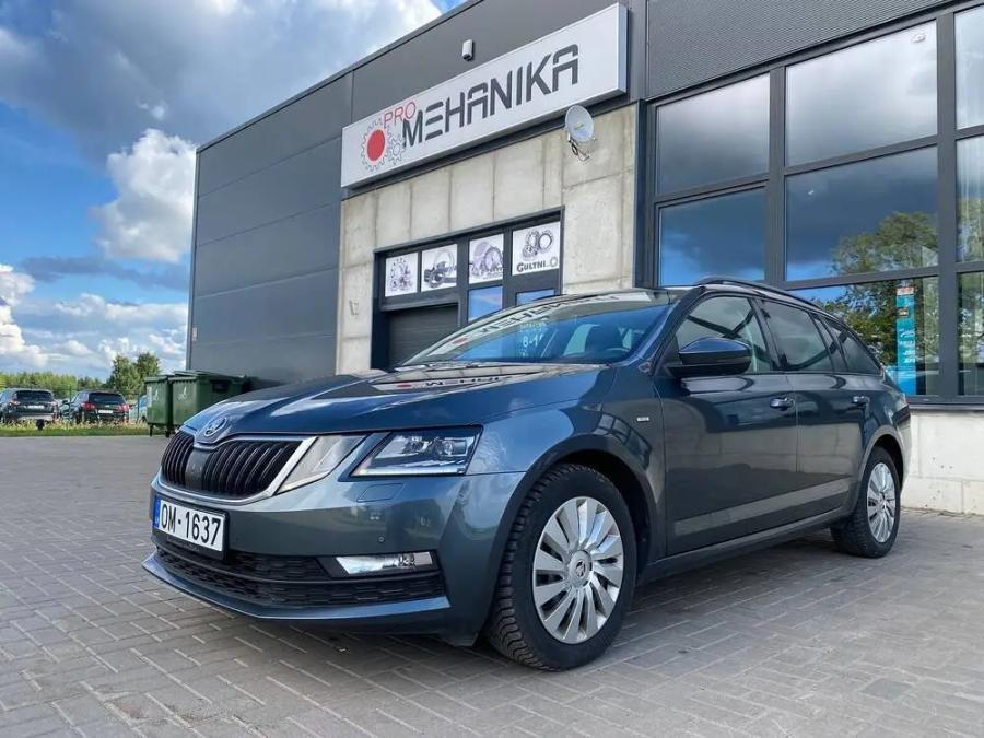 Zaļš Skoda Octavia 2017 Cēsis, ar dzinēja tilpumu 2.00 L un nobraukumu 313 tūkst. km par 8899 €, foto 1 vietnē AUTOMOTO.COM.LV