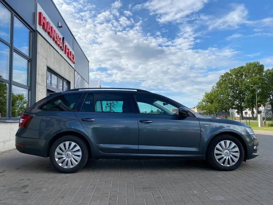 Zaļš Skoda Octavia 2017 Cēsis, ar dzinēja tilpumu 2.00 L un nobraukumu 313 tūkst. km par 8899 €, foto 13 vietnē AUTOMOTO.COM.LV