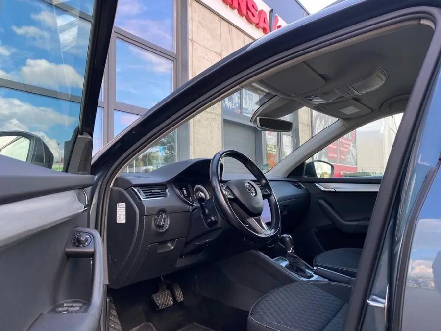 Zaļš Skoda Octavia 2017 Cēsis, ar dzinēja tilpumu 2.00 L un nobraukumu 313 tūkst. km par 8899 €, foto 20 vietnē AUTOMOTO.COM.LV