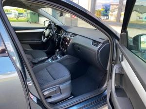 Zaļš Skoda Octavia 2017 Cēsis, ar dzinēja tilpumu 2.00 L un nobraukumu 313 tūkst. km par 8899 €, foto 22 vietnē AUTOMOTO.COM.LV