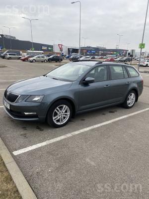 Zaļš Skoda Octavia 2018 Rīga, ar dzinēja tilpumu 1.60 L un nobraukumu 271 tūkst. km par 7650 €, foto 3 vietnē AUTOMOTO.COM.LV