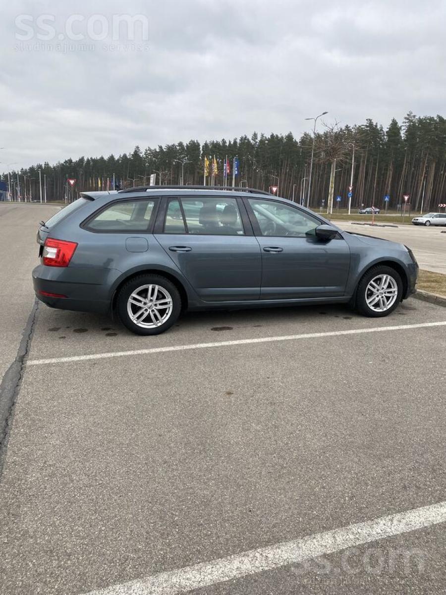 Zaļš Skoda Octavia 2018 Rīga, ar dzinēja tilpumu 1.60 L un nobraukumu 271 tūkst. km par 7650 €, foto 6 vietnē AUTOMOTO.COM.LV