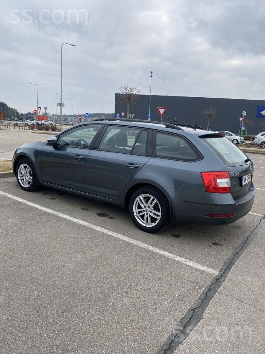 Zaļš Skoda Octavia 2018 Rīga, ar dzinēja tilpumu 1.60 L un nobraukumu 271 tūkst. km par 7650 €, foto 7 vietnē AUTOMOTO.COM.LV