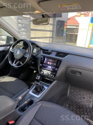 Zaļš Skoda Octavia 2018 Rīga, ar dzinēja tilpumu 1.60 L un nobraukumu 271 tūkst. km par 7650 €, foto 18 vietnē AUTOMOTO.COM.LV