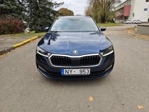 Green Skoda Octavia 2020 in Jekabpils, with an engine capacity of 2.00 L and mileage of 169 thousand km for 16250 €, photo 4 on AUTOMOTO.COM.LV