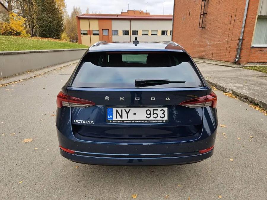 Green Skoda Octavia 2020 in Jekabpils, with an engine capacity of 2.00 L and mileage of 169 thousand km for 16250 €, photo 11 on AUTOMOTO.COM.LV