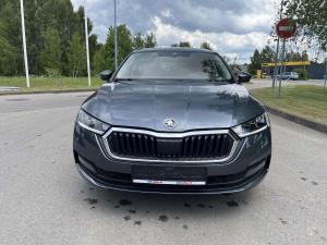 Зеленый Шкода Октавия 2022 в Таураге, объемом двигателя 1.00 л и пробегом 218 тыс. км за 9900 €, фото 3 на AUTOMOTO.COM.LV