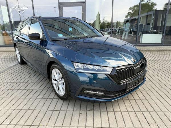 Green Skoda Octavia 2023 in Kaunas, with an engine capacity of 1.00 L and mileage of 194 thousand km for 14700 €, photo 2 on AUTOMOTO.COM.LV