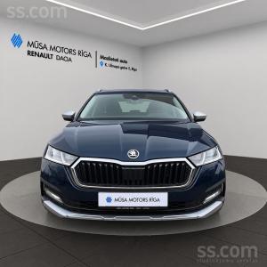 Green Skoda Octavia 2023 in Riga, with an engine capacity of 2.00 L and mileage of 67 thousand km for 26995 €, photo 3 on AUTOMOTO.COM.LV