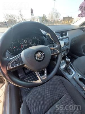 Pelēks Skoda Octavia 2016 Jelgava, ar dzinēja tilpumu 1.80 L un nobraukumu 181 tūkst. km par 9500 €, foto 9 vietnē AUTOMOTO.COM.LV