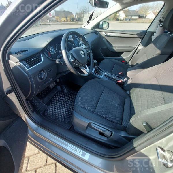 Grey Skoda Octavia 2016 in Jelgava, with an engine capacity of 1.80 L and mileage of 181 thousand km for 9400 €, photo 5 on AUTOMOTO.COM.LV