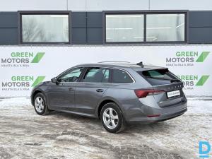 Pelēks Skoda Octavia 2022 Tukums, ar dzinēja tilpumu 1.50 L un nobraukumu 45 tūkst. km par 21900 €, foto 3 vietnē AUTOMOTO.COM.LV