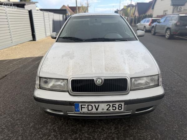 Pelēks Skoda Octavia 1999 Kauņa, ar dzinēja tilpumu 1.90 L un nobraukumu 499 tūkst. km par 999 €, foto 2 vietnē AUTOMOTO.COM.LV