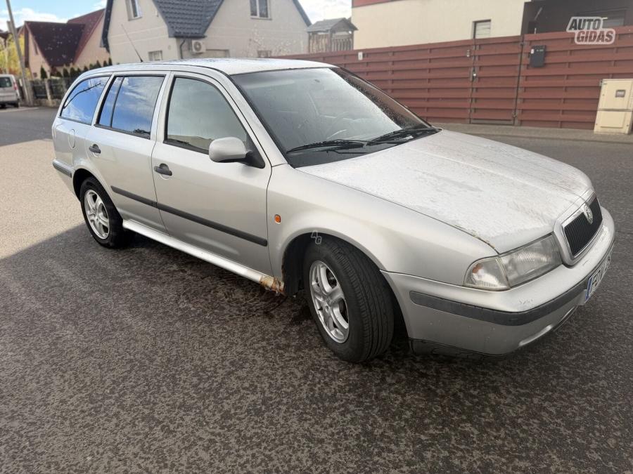 Pelēks Skoda Octavia 1999 Kauņa, ar dzinēja tilpumu 1.90 L un nobraukumu 499 tūkst. km par 999 €, foto 4 vietnē AUTOMOTO.COM.LV