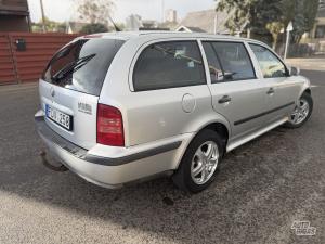 Pelēks Skoda Octavia 1999 Kauņa, ar dzinēja tilpumu 1.90 L un nobraukumu 499 tūkst. km par 999 €, foto 6 vietnē AUTOMOTO.COM.LV