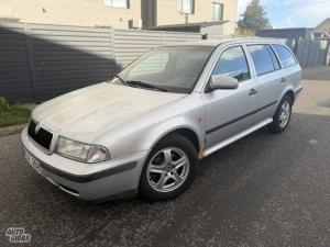 Pelēks Skoda Octavia 1999 Kauņa, ar dzinēja tilpumu 1.90 L un nobraukumu 499 tūkst. km par 999 €, foto 9 vietnē AUTOMOTO.COM.LV