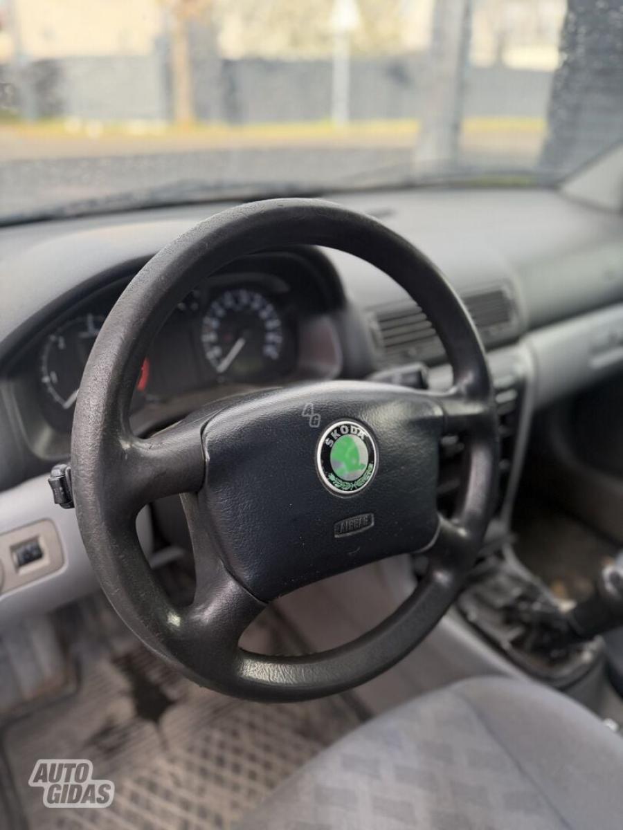 Pelēks Skoda Octavia 1999 Kauņa, ar dzinēja tilpumu 1.90 L un nobraukumu 499 tūkst. km par 999 €, foto 18 vietnē AUTOMOTO.COM.LV