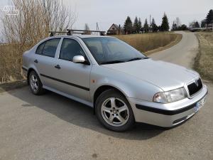 Pelēks Skoda Octavia 2000 Kaišiadorys, ar dzinēja tilpumu 1.90 L un nobraukumu 400 tūkst. km par 1250 €, foto  vietnē AUTOMOTO.COM.LV