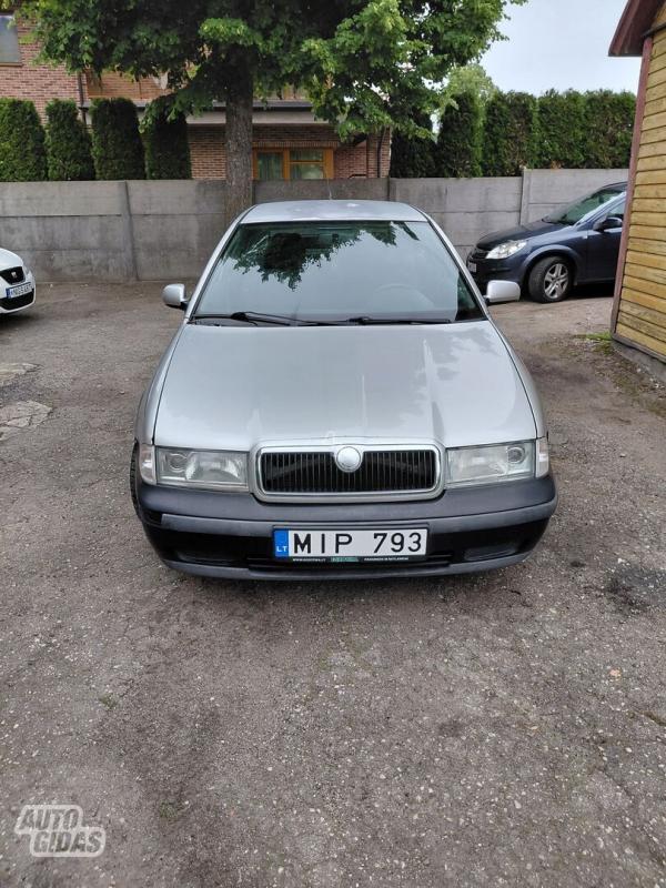 Grey Skoda Octavia 2000 in Panevezys, with an engine capacity of 1.90 L and mileage of 376 thousand km for 500 €, photo 5 on AUTOMOTO.COM.LV