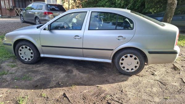 Grey Skoda Octavia 2000 in Trakai, with an engine capacity of 1.90 L and mileage of 345 thousand km for 950 €, photo 4 on AUTOMOTO.COM.LV
