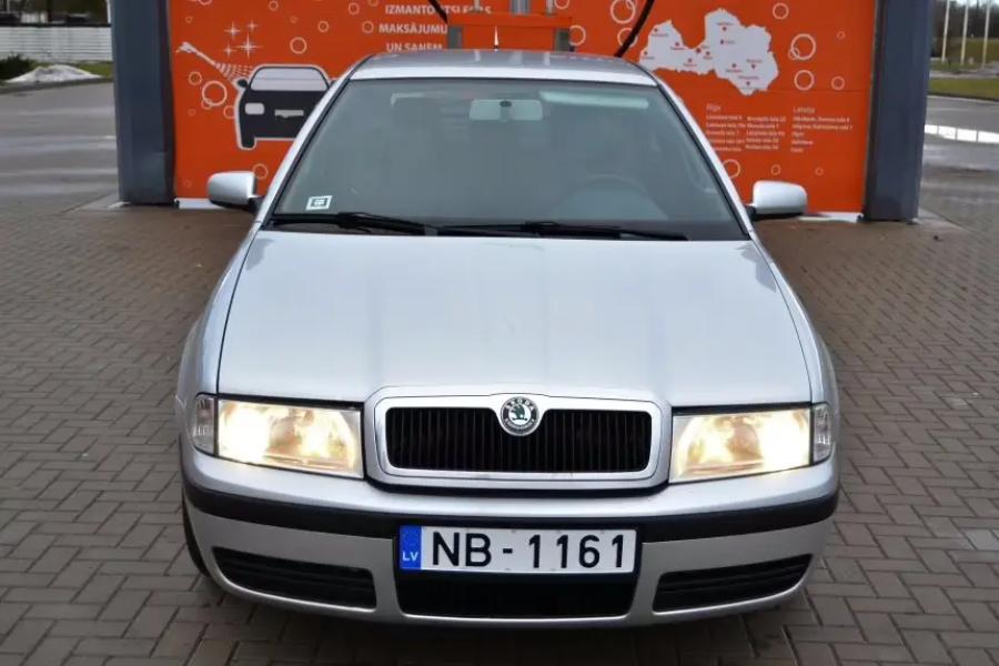 Серый Шкода Октавия 2003 в Екабпилс, объемом двигателя 1.90 л и пробегом 318 тыс. км за 2600 €, фото 5 на AUTOMOTO.COM.LV